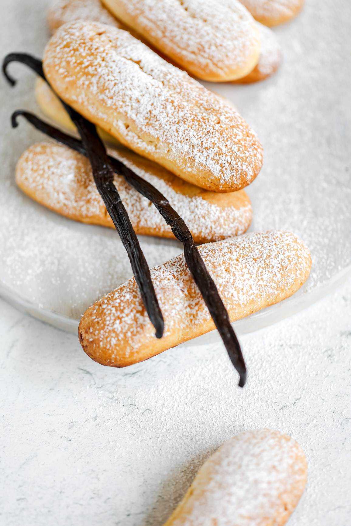 Eclair recipe - Everything Marina