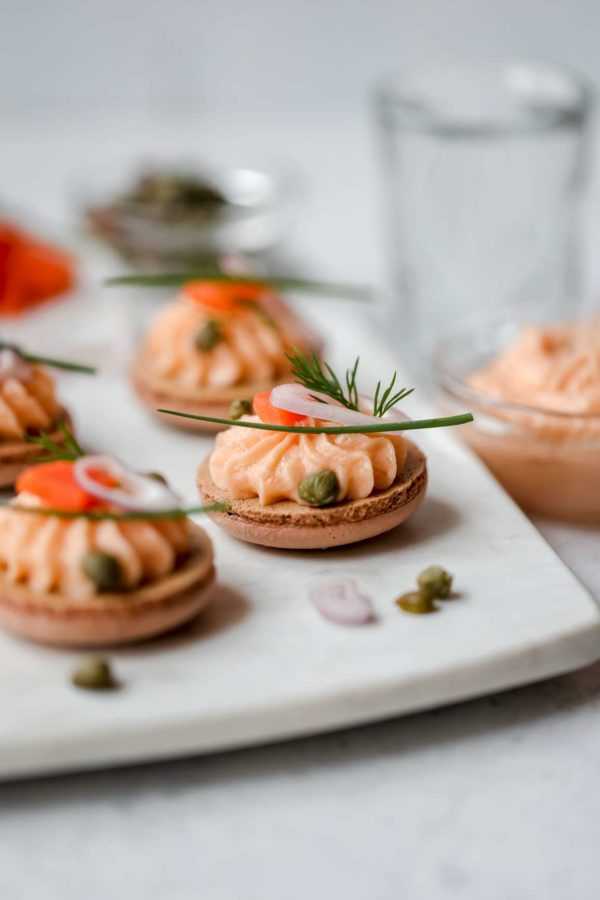 Smoked salmon macarons - Everything Marina