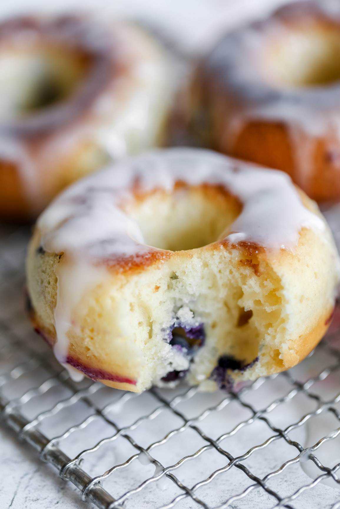 Baked Blueberry donuts - Everything Marina